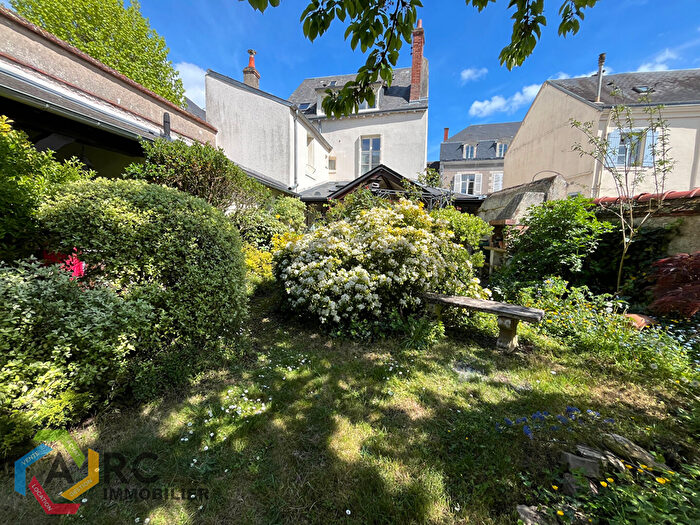 Orléans, La Croix Saint-Marceau, La Mouillère, Pré Pinson - Maison 8 pièces à vendre