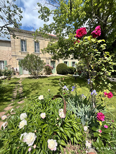 Maison à vendre - Targon - 10 pièces - 6 chambres