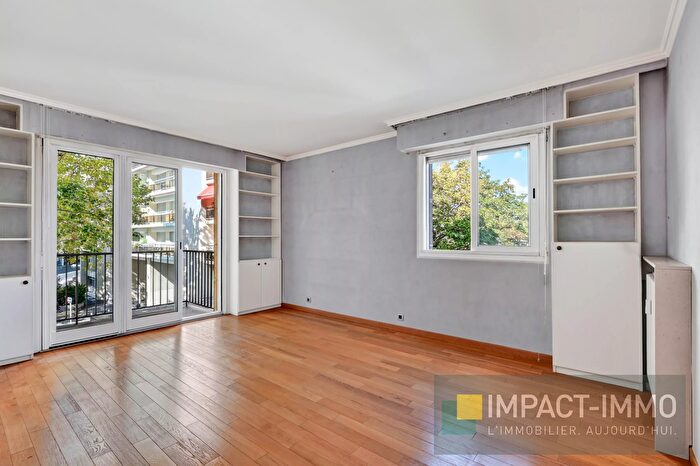 Appartement 2 pièces à vendre à Courbevoie, Bécon