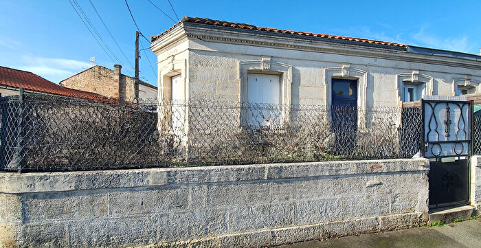 Maison à vendre - Rochefort, Faubourg Nord, Stade Philaudrie - 2 pièces - 1 chambre