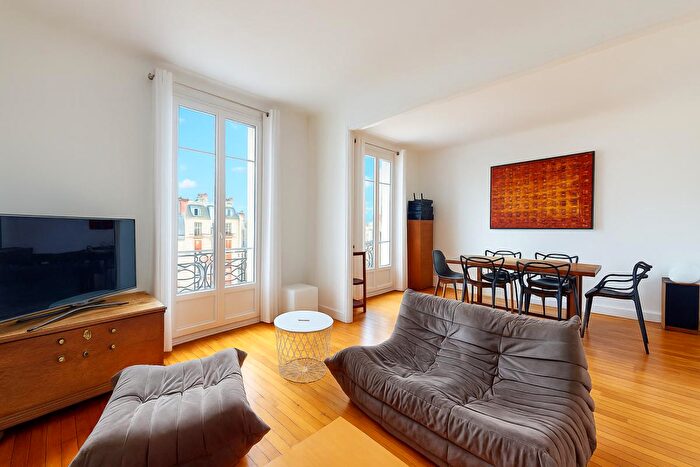 Appartement à vendre - Courbevoie, Bécon - 3 pièces - 2 chambres