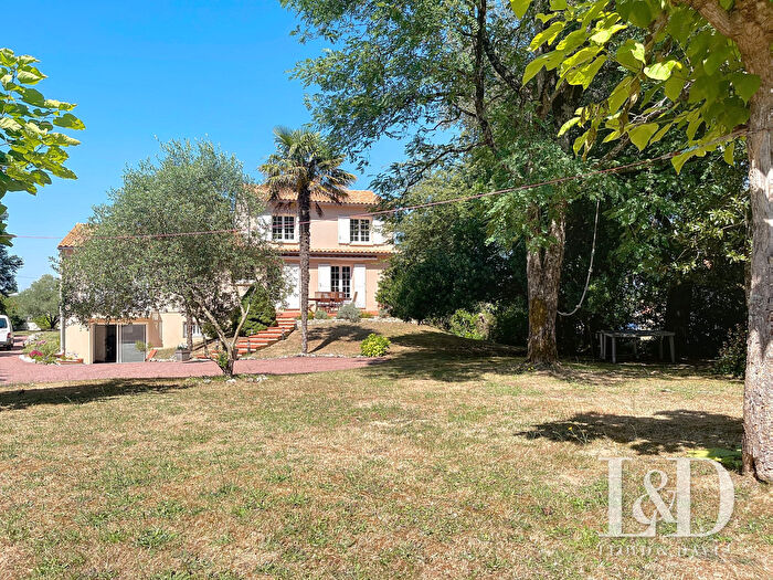 Maison à vendre - Meschers-sur-Gironde - 7 pièces - 5 chambres