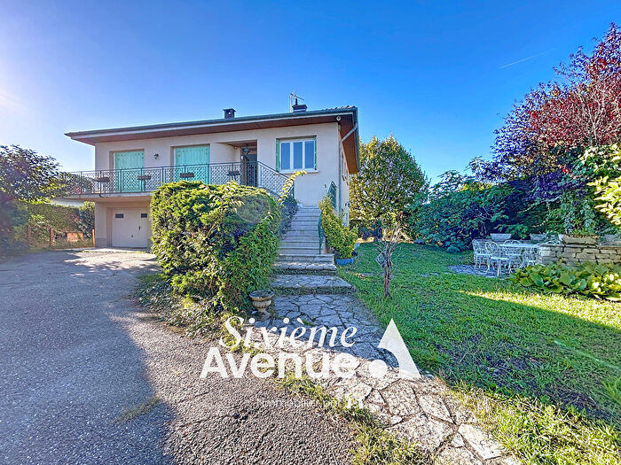 Maison à vendre - Meyzieu, Nord Ouest - 6 pièces - 4 chambres