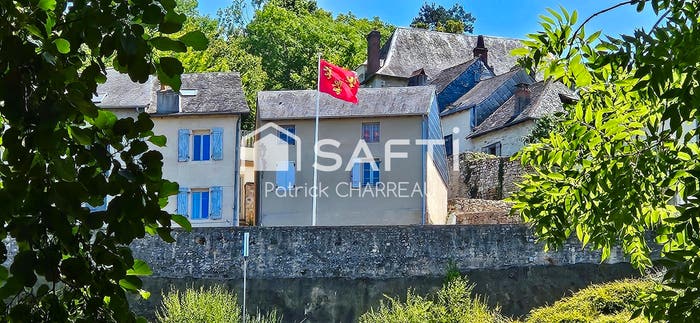 Maison 4 pièces à Terrasson-Lavilledieu, à vendre