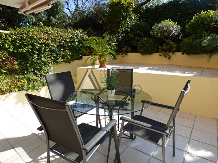 Appartement à vendre - Marseille e , Montolivet - 2 pièces - 1 chambre