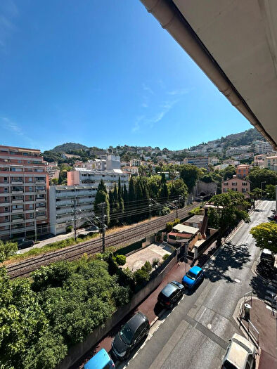 Appartement 4 pièces à louer - Nice, Riquier