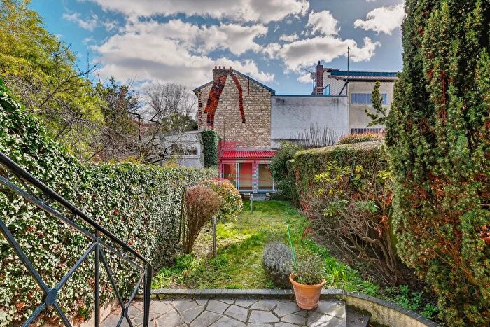 Maison à vendre - Vanves, Centre Saint-Rémy - 4 pièces - 3 chambres