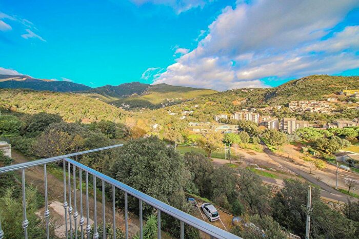 Appartement à louer - San-Martino-di-Lota - 2 pièces - 1 chambre