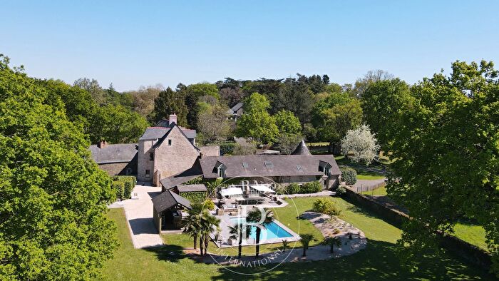 Maison à vendre - Sucé-sur-Erdre - 18 pièces - 5 chambres