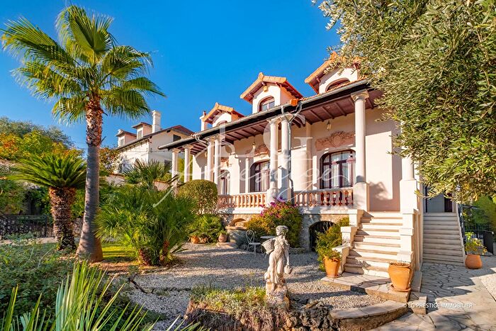 Maison à vendre - Cannes, Carnot - 11 pièces - 8 chambres