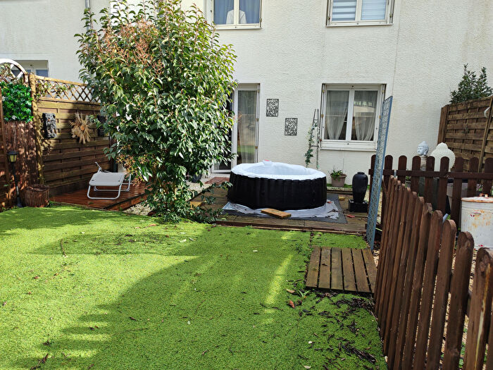 Maison à vendre - Niort - 4 pièces - 3 chambres