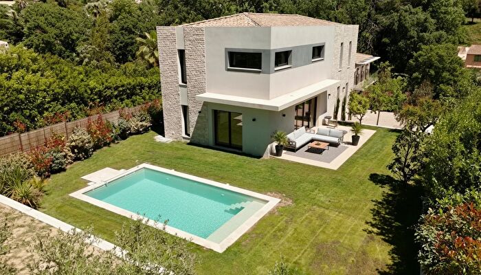 Maison 5 pièces à vendre - Mougins, Le Colombier, Colombe, Cabrières, Le Bordé
