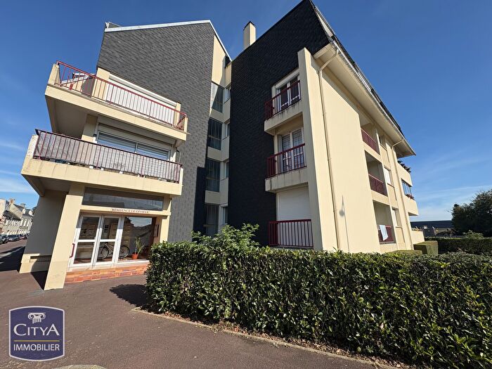Isigny-sur-Mer : Appartement 1 pièce à vendre