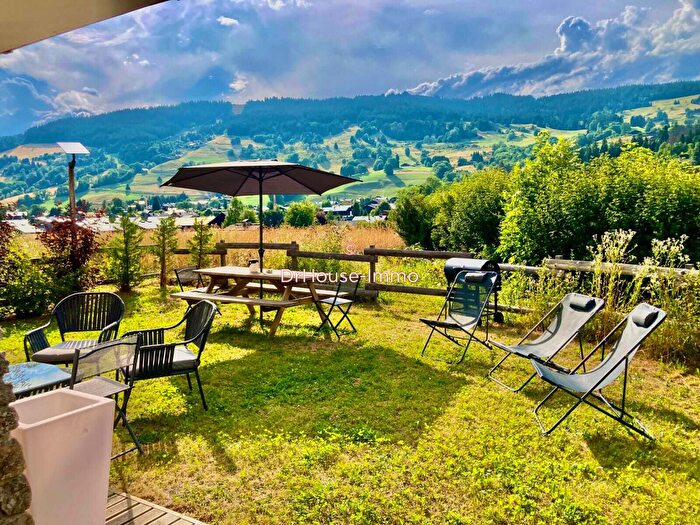 Appartement 4 pièces à Demi-Quartier, à vendre