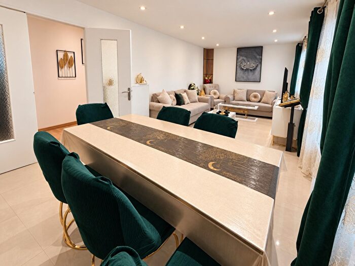 Bezons, Colombier : Maison 6 pièces à vendre