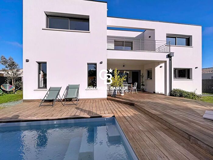 Maison 6 pièces à vendre à Saintes, La Gare, Sébastien de Brouard, La Fenêtre