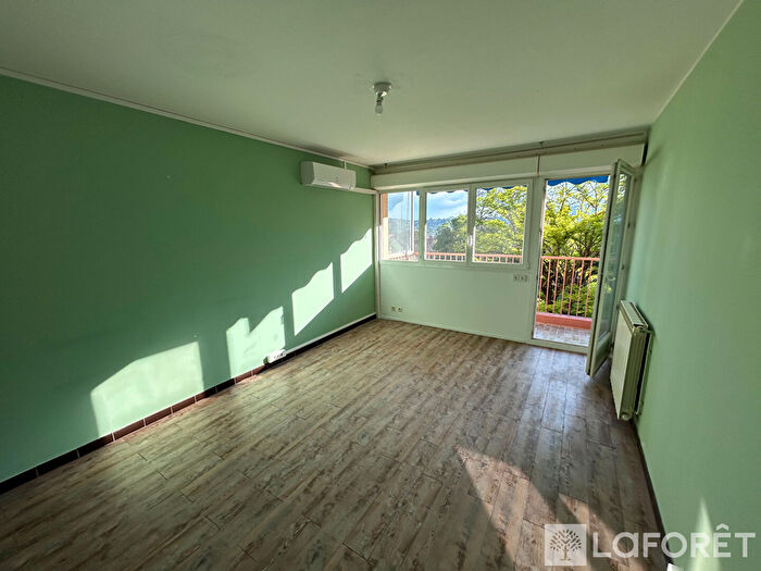 Appartement à louer - Draguignan, Malmont, Les Salles, Folletière - 3 pièces - 2 chambres