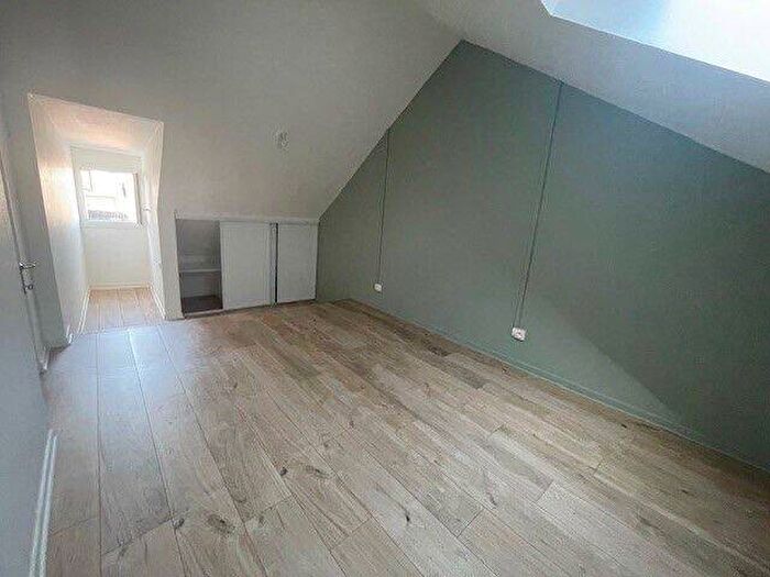 Appartement 2 pièces à Cité Bretonnie-Chatelet-Favieres-Conches, Montluçon, à louer