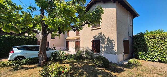 Maison 4 pièces à Fleurie, à vendre