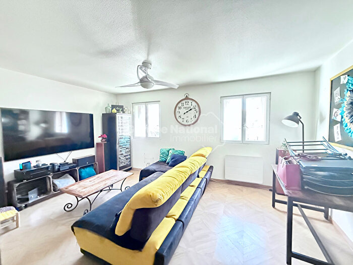 Appartement à vendre - Gignac-la-Nerthe - 3 pièces - 2 chambres