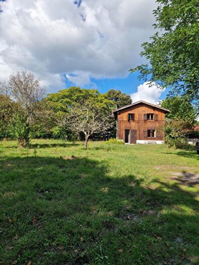 Mézos : Maison 7 pièces à vendre