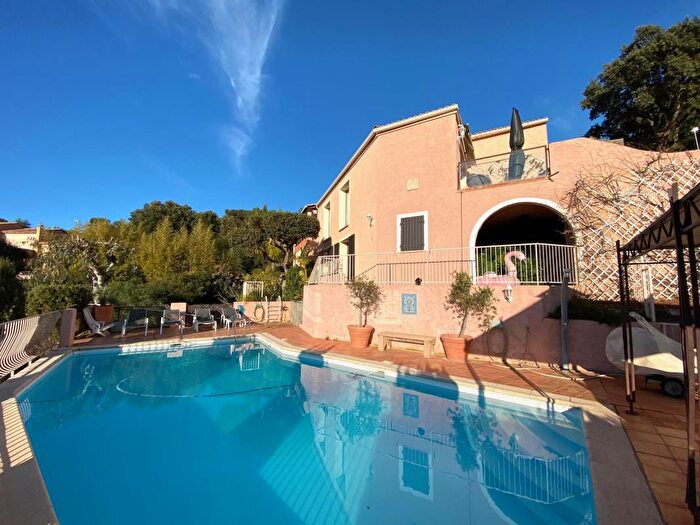 La Londe-les-Maures, Valcros, Alicastre, Haut Pansard, Bas Pansard, Le Pin - Maison 7 pièces à vendre