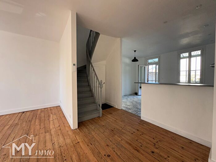 Maisons à vendre et appartements à louer - 2