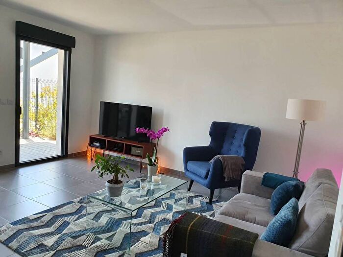 Appartement à louer - Prévessin-Moëns - 3 pièces - 2 chambres