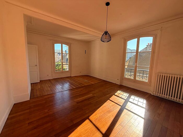 Appartement à louer - Maisons-Alfort, Alfort - 3 pièces