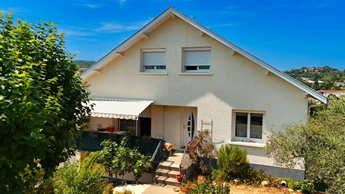 Maison 8 pièces à Decazeville, à vendre