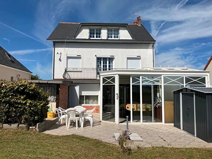 Maison 11 pièces à vendre - La Ville-aux-Dames