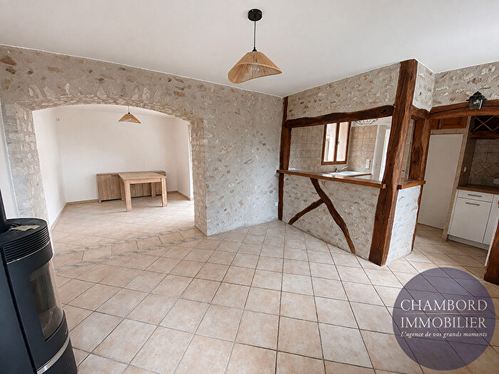 Maison 3 pièces à Montlivault, à louer