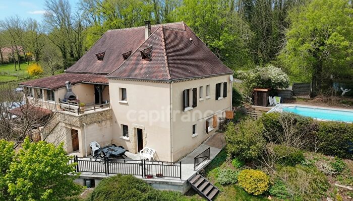 Maison à vendre - Le Buisson-de-Cadouin - 8 pièces - 6 chambres
