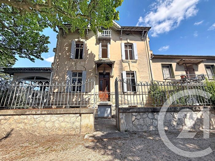 Maison 11 pièces à vendre à Châteaurenard, Barret, Lonnes, La Crau