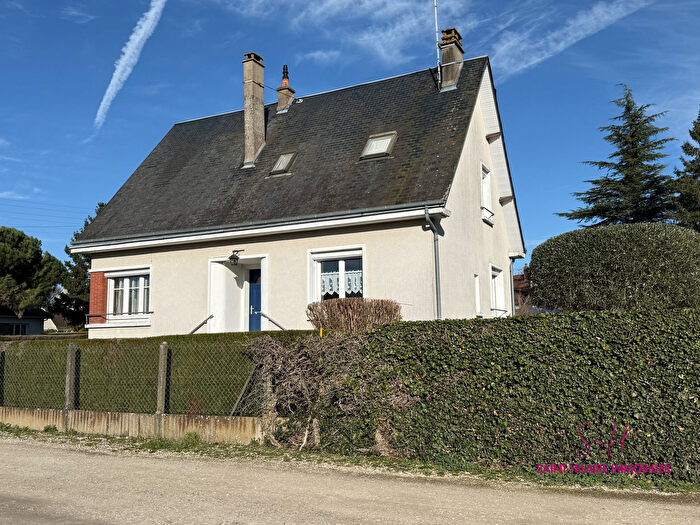 Maison à vendre - Saint-Hilaire-Saint-Mesmin - 5 pièces - 3 chambres