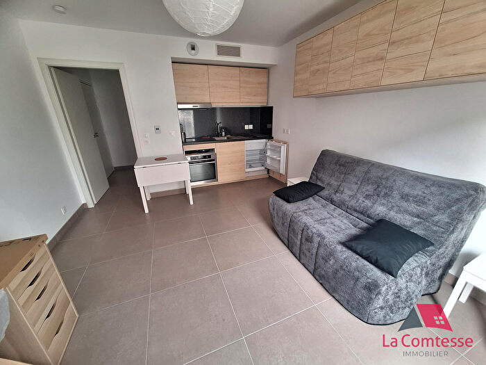 Appartement à louer - Marseille e , Saint-Giniez - 1 pièce