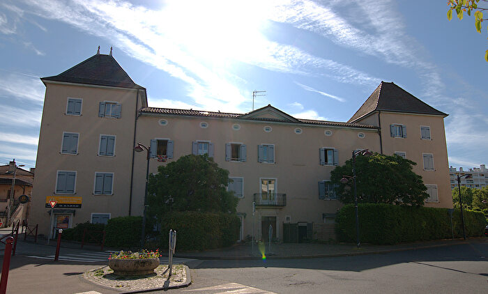 Appartement à vendre - Jassans-Riottier - 2 pièces - 1 chambre