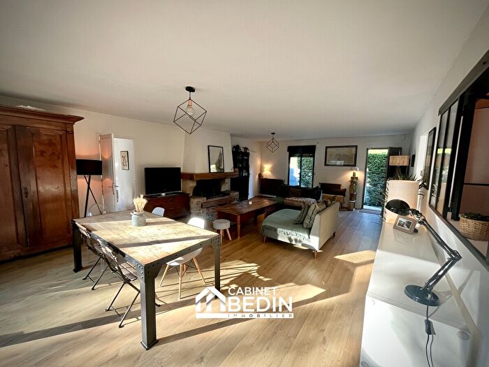 Maison à vendre - Mérignac, Centre-ville - 6 pièces - 4 chambres