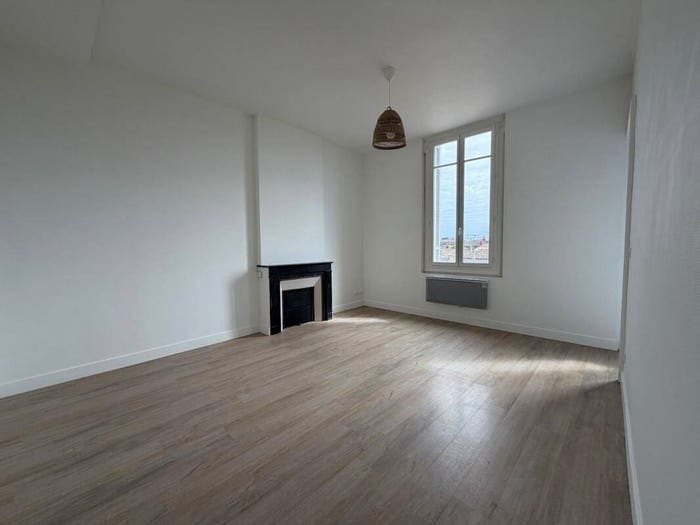 Appartement 2 pièces à louer - Nansouty, Saint Genès, Bordeaux