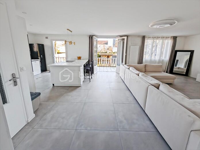 Maison à vendre - Pontault-Combault, Mairie, Rouxel - 5 pièces - 4 chambres