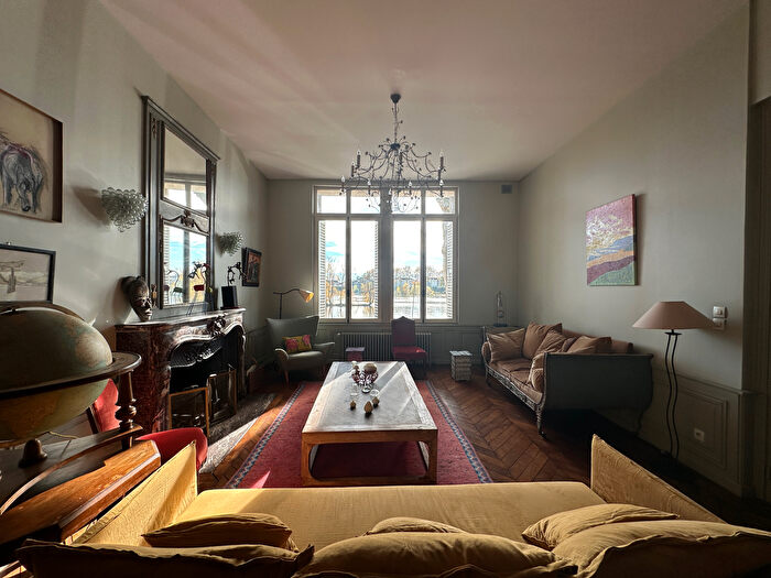 Maison à vendre - Orléans, Bourgogne, Saint-Euverte - 10 pièces - 6 chambres