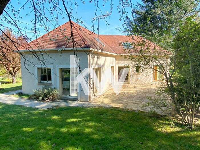 Maison à vendre - Saint-Rémy-lHonoré - 4 pièces - 2 chambres