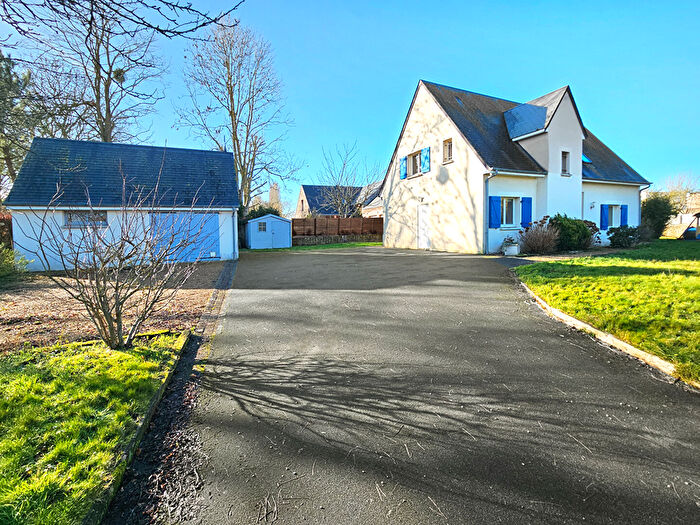 Maison à vendre - Douvres-la-Délivrande - 7 pièces - 5 chambres