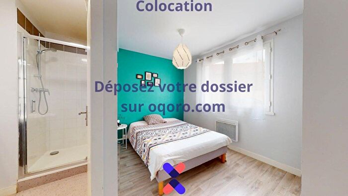 Appartement à louer - Centre Ville, Pau - 4 pièces - 3 chambres