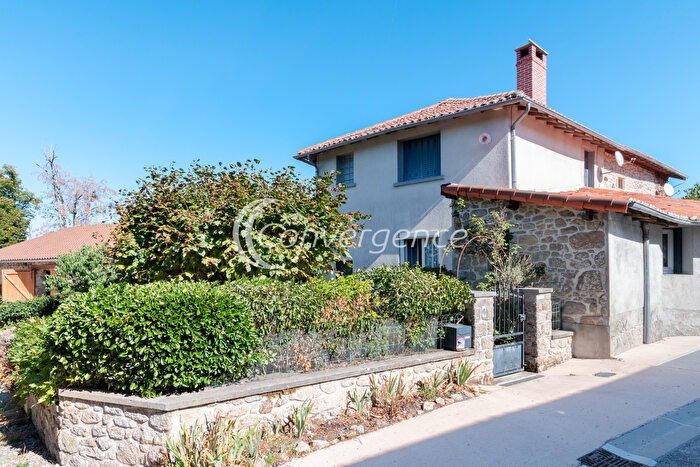 Maison 4 pièces à Saint-Gence, à vendre