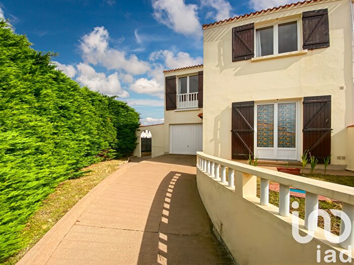 Maison à vendre - Préfailles - 5 pièces - 4 chambres