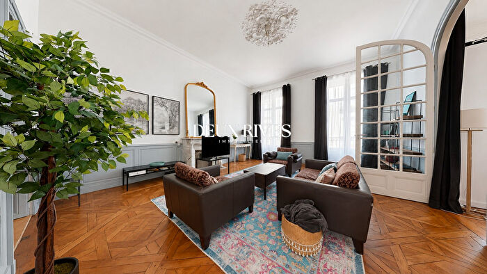 Appartement 5 pièces à louer à Nantes, Centre-ville