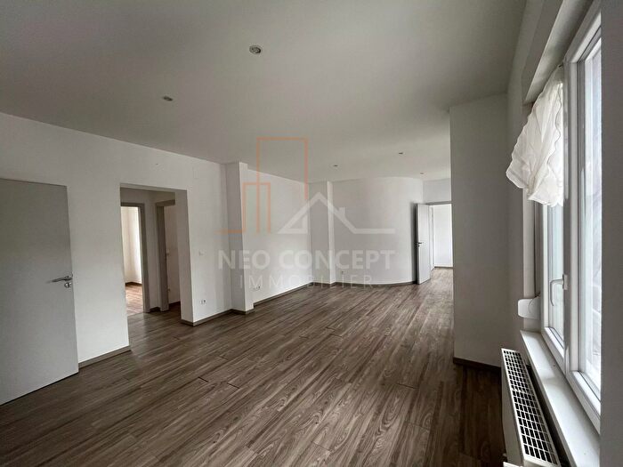 Appartement à louer - Bischwiller, Centre-ville, Gare - 4 pièces - 2 chambres