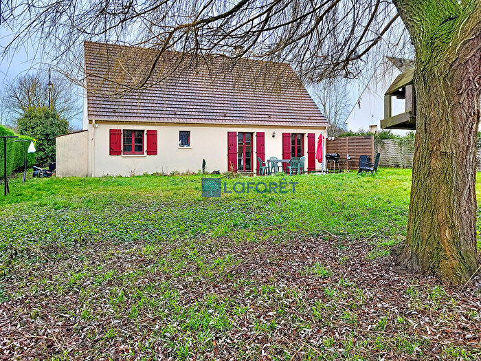 Maison à vendre - Blérancourt - 6 pièces - 4 chambres