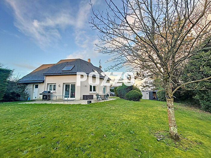 Maisons à vendre et appartements à louer - 1
